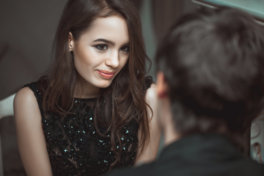 6 Tips for Taking the Stress Out of Holiday Party Networking | Bentley ...