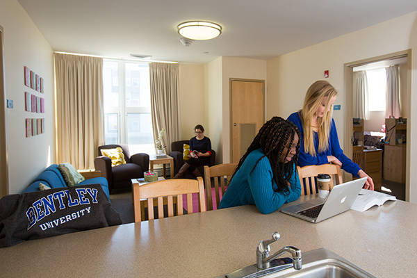 Undergraduate Admission - Campus Tour Photos | Bentley University