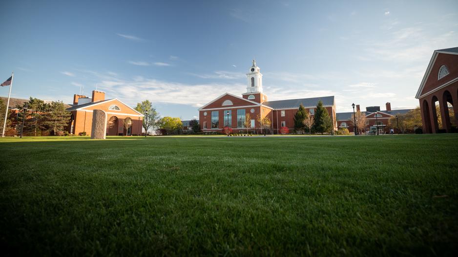 Advanced Standing in Business | Bentley University