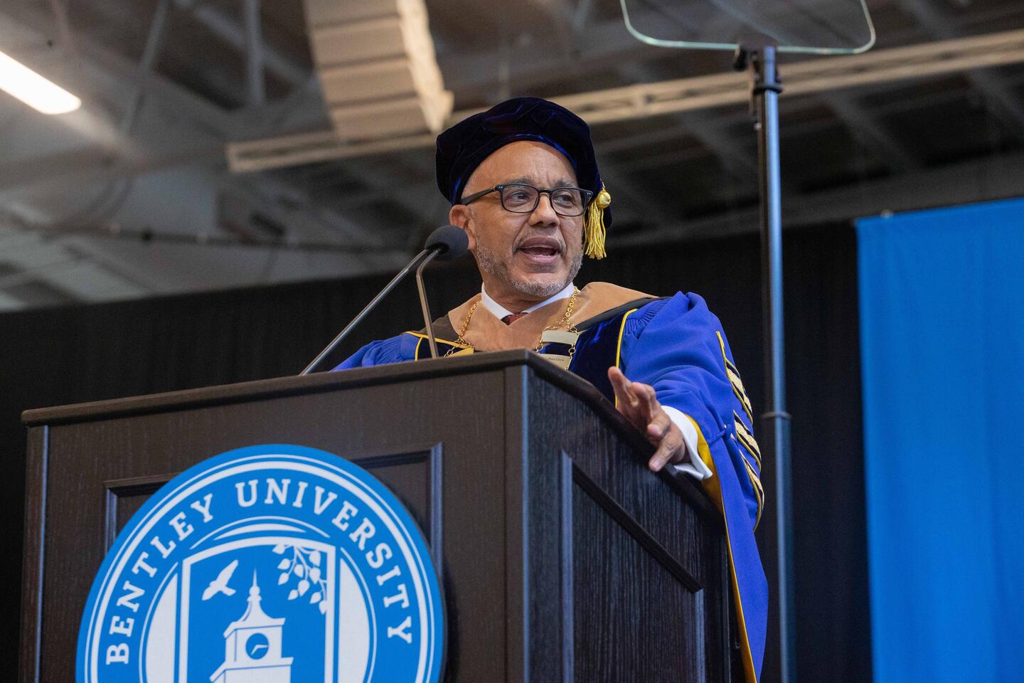 A Spirited Welcome to Campus for Bentley’s Class of 2027